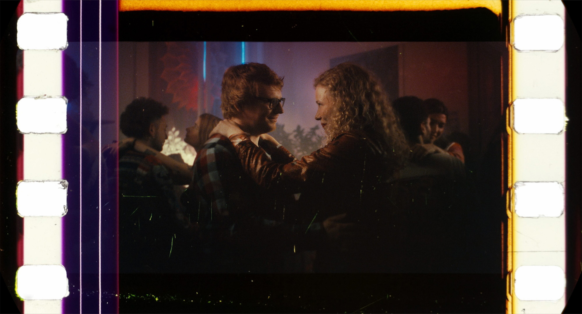 HOW TO BE NORMAL AND THE ODDNESS OF THE OTHER WORLD - Pratersauna